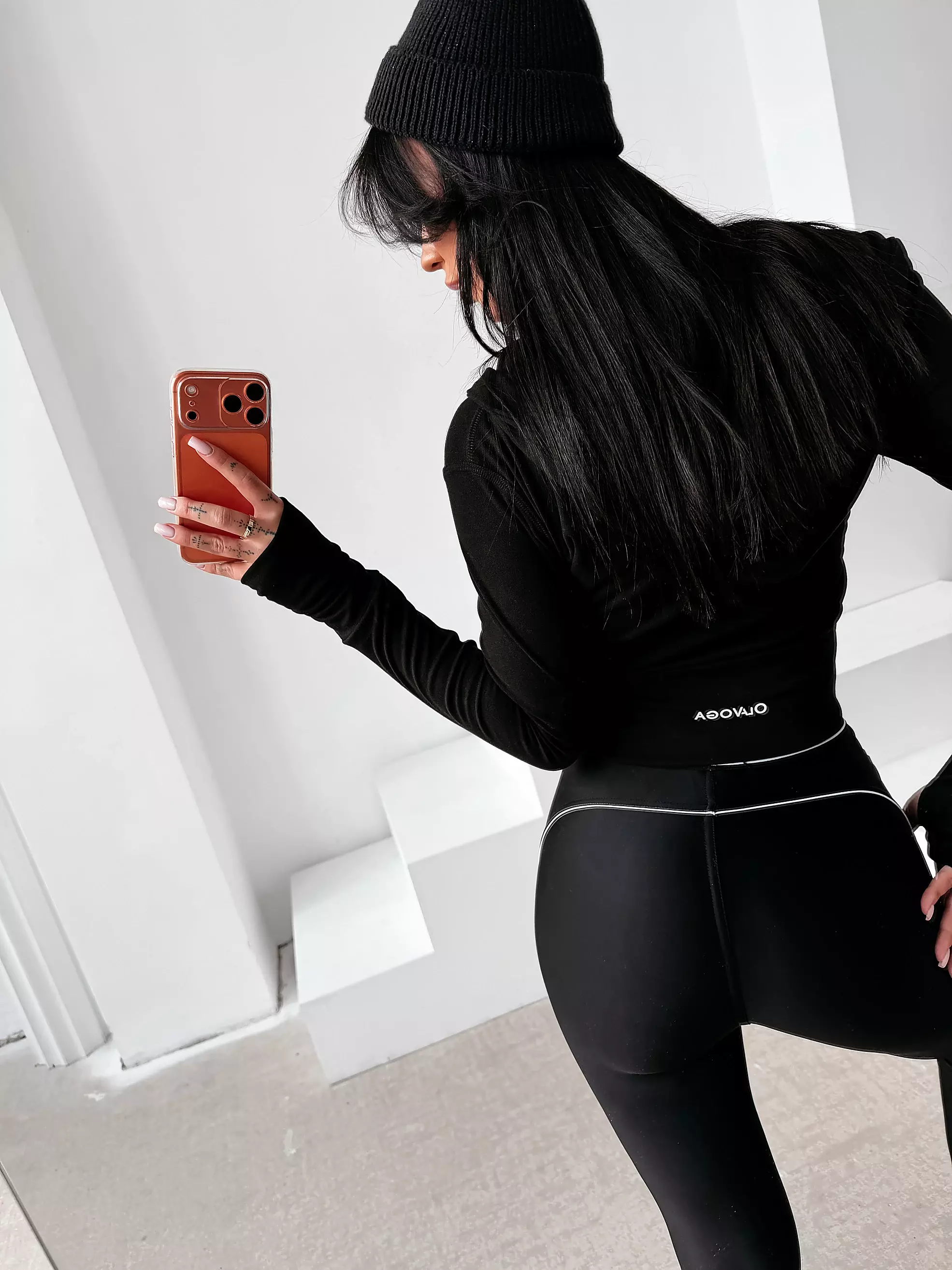 OLAVOGA EMERA women's hoodie - Black | S | OLAVOGA Online Official ...